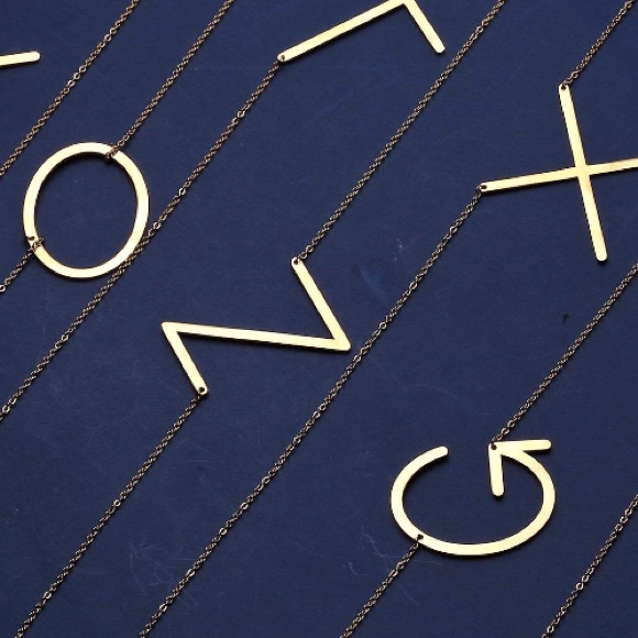 Think Vintage Online | Jewelry | Gold Womans Name Initial Necklace Z ...